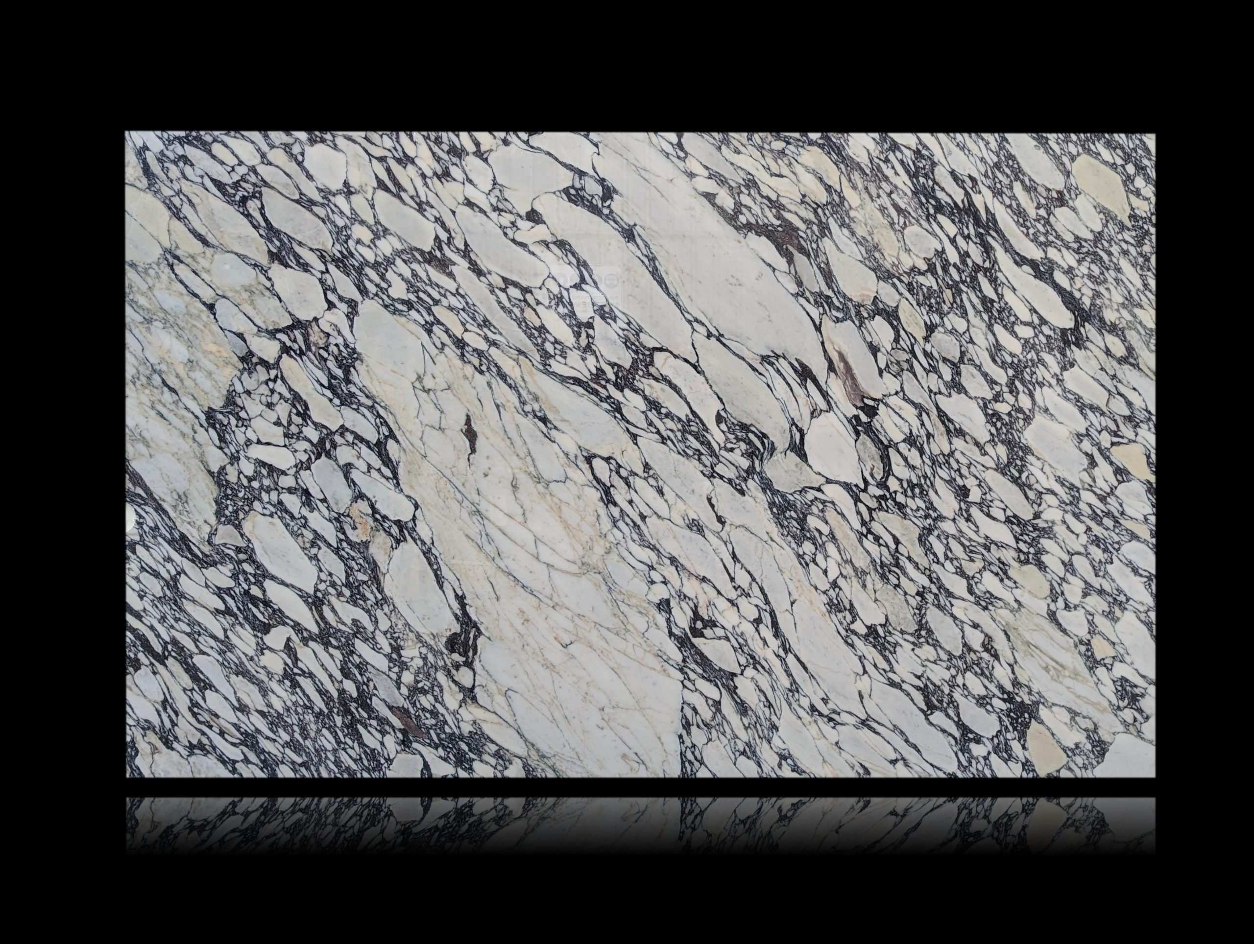 Calacatta Monet BL46 – Finestone
