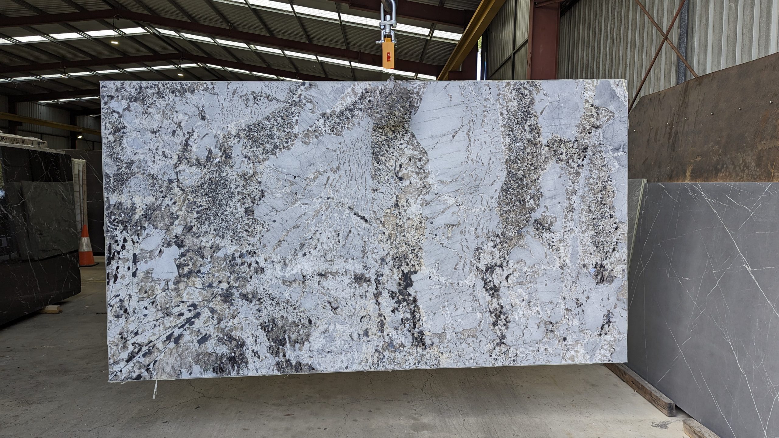 Patagonia Blue LF BL10358 – Finestone