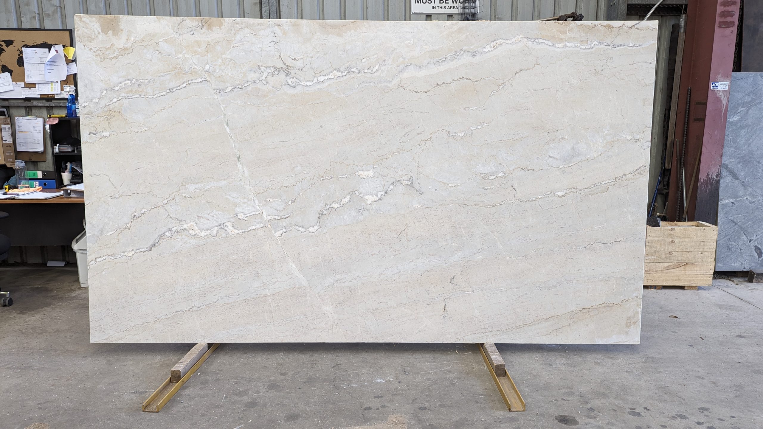 Dolce Vita Honed BL8170 – Finestone