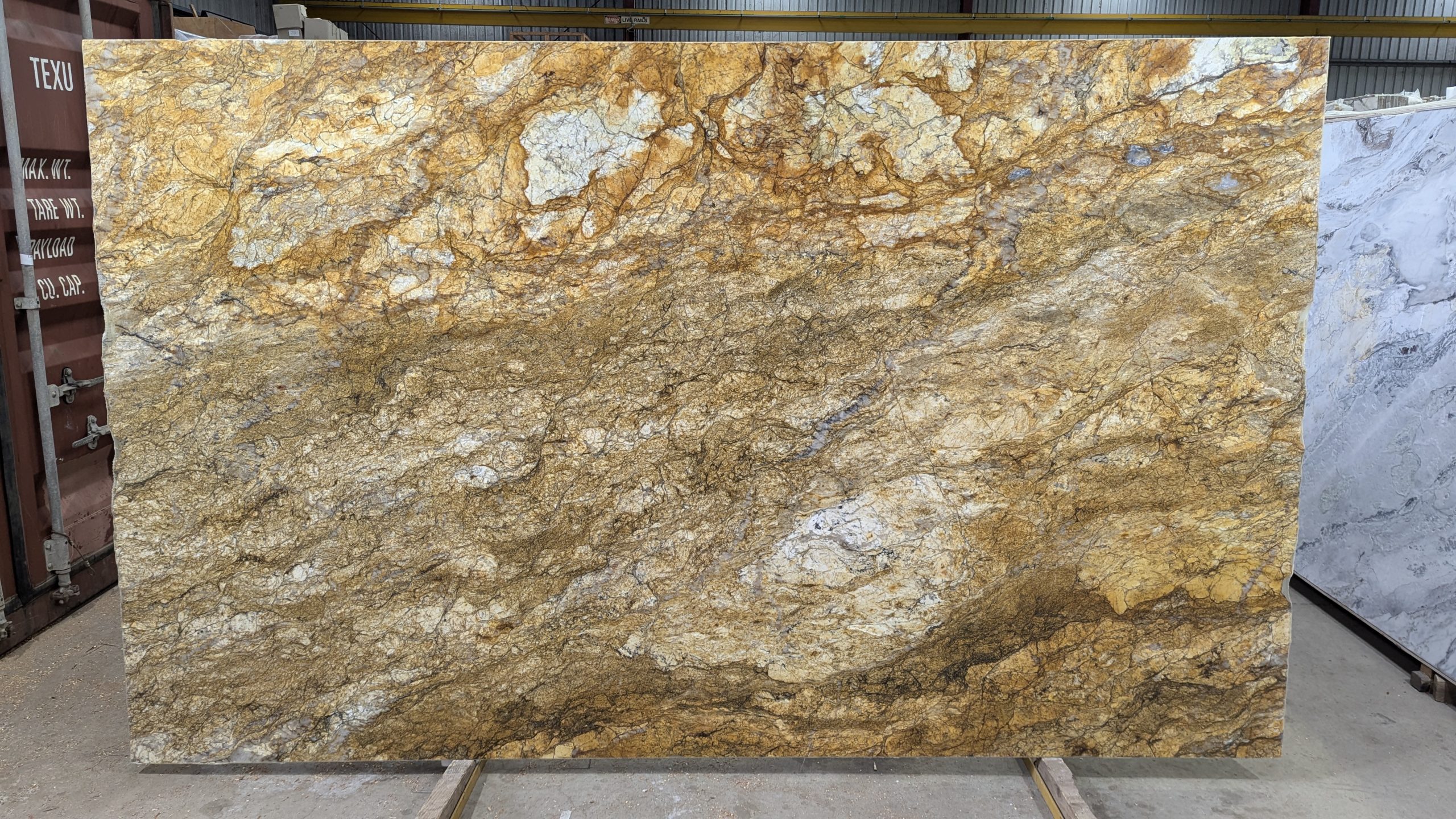 New Kashmir Gold 20mm polished BL625 – Finestone