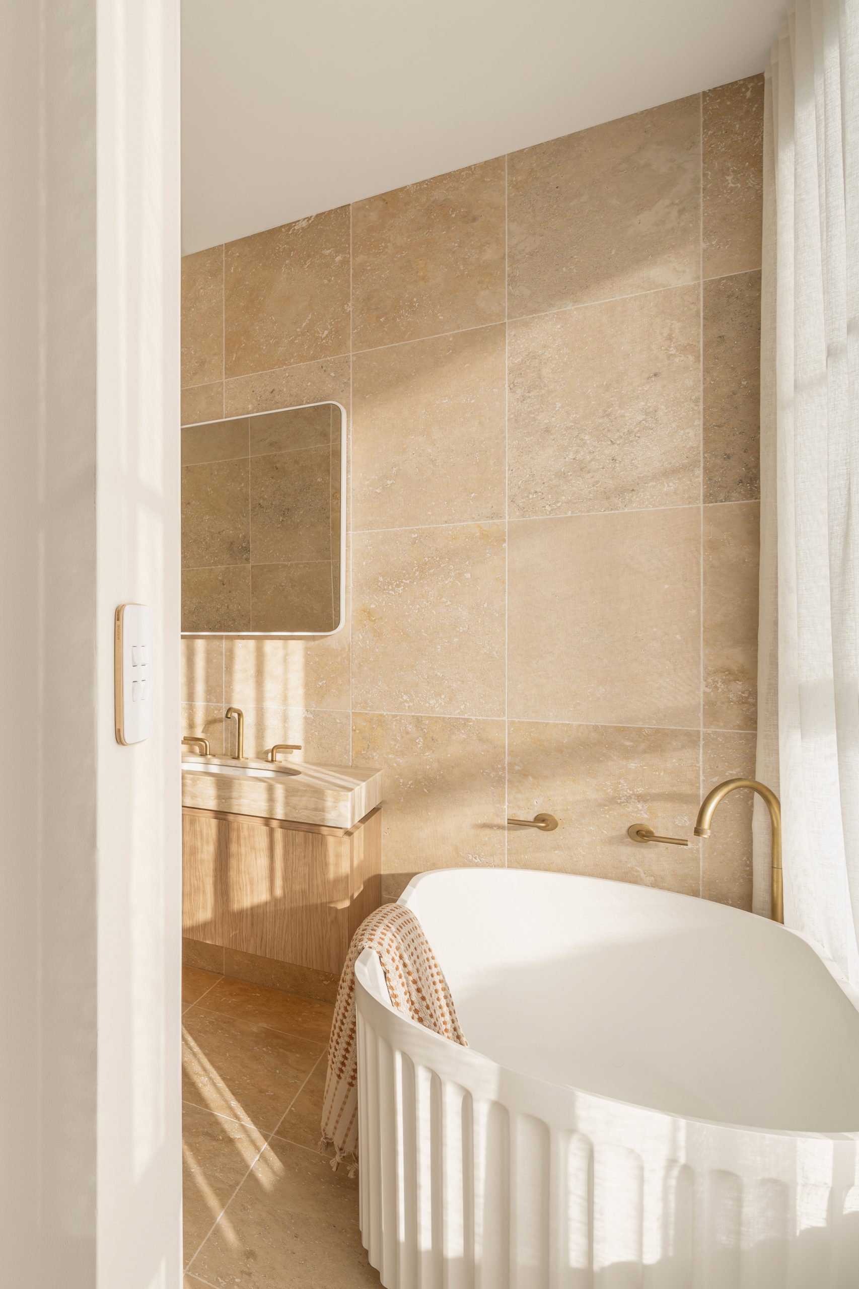 Feature Project – Cala – Finestone