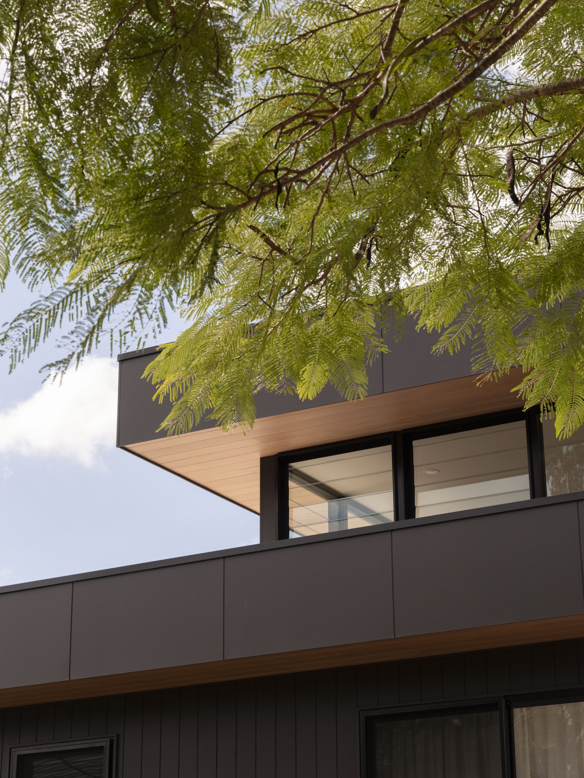 LARCH HOUSE – Finestone