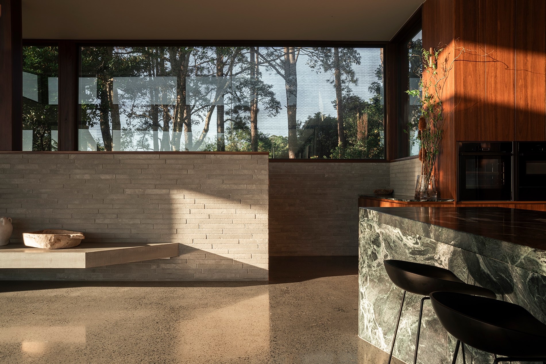 Feature Project – ‘Cape House’ by Coakers Cabinets – Finestone