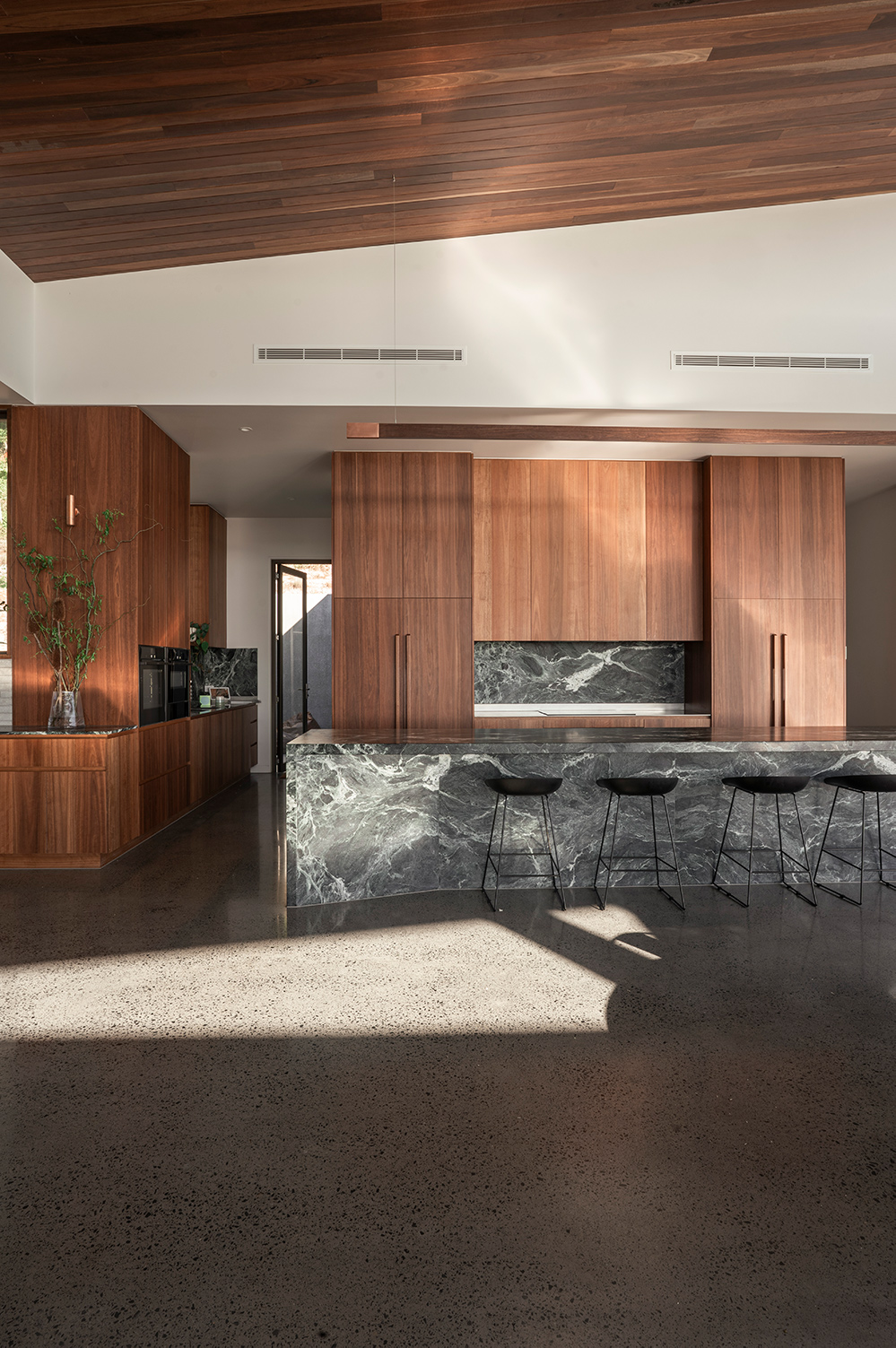 CAPE HOUSE – Finestone