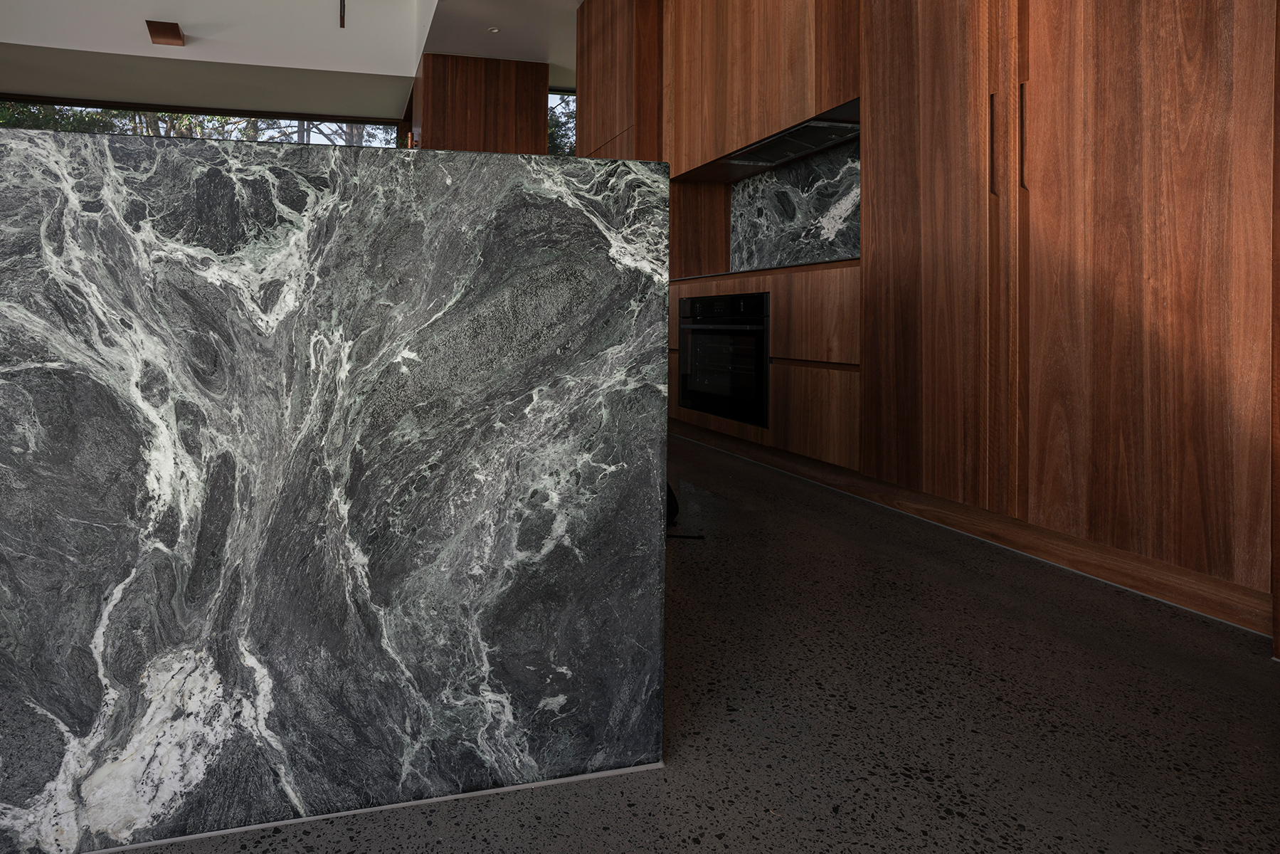 CAPE HOUSE – Finestone