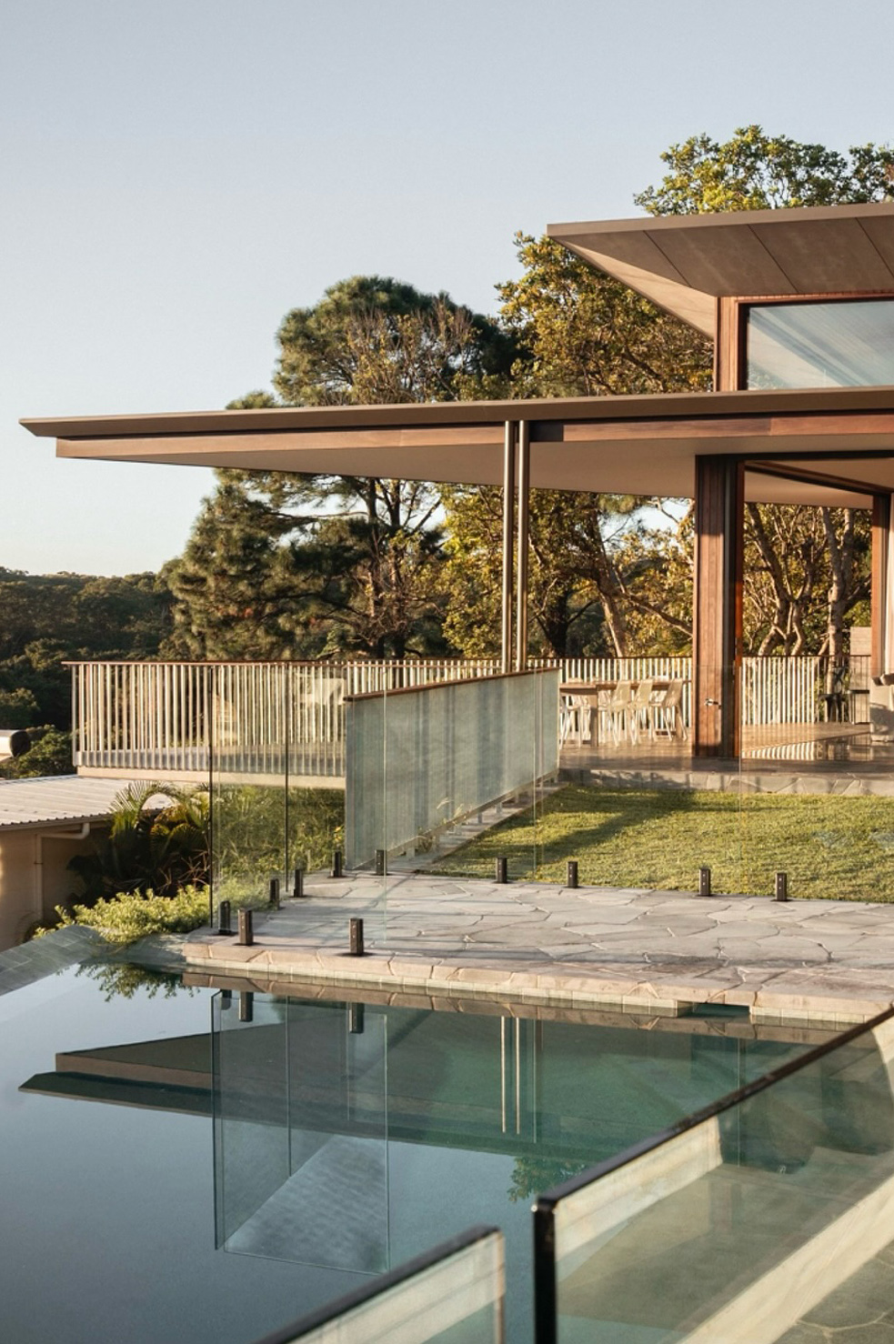 Feature Project – ‘Cape House’ by Coakers Cabinets – Finestone