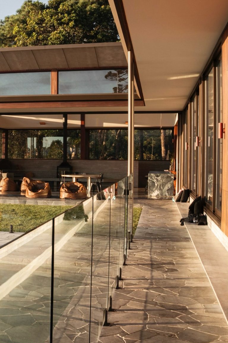 Feature Project – ‘Cape House’ by Coakers Cabinets – Finestone