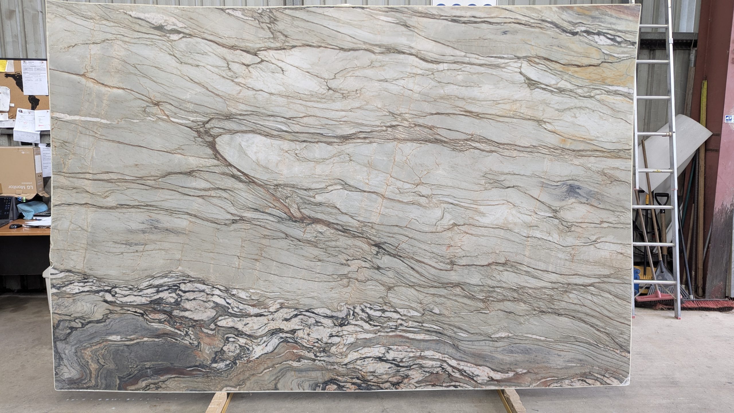 Verde Tempesta 20mm Honed BL1006708 – Finestone