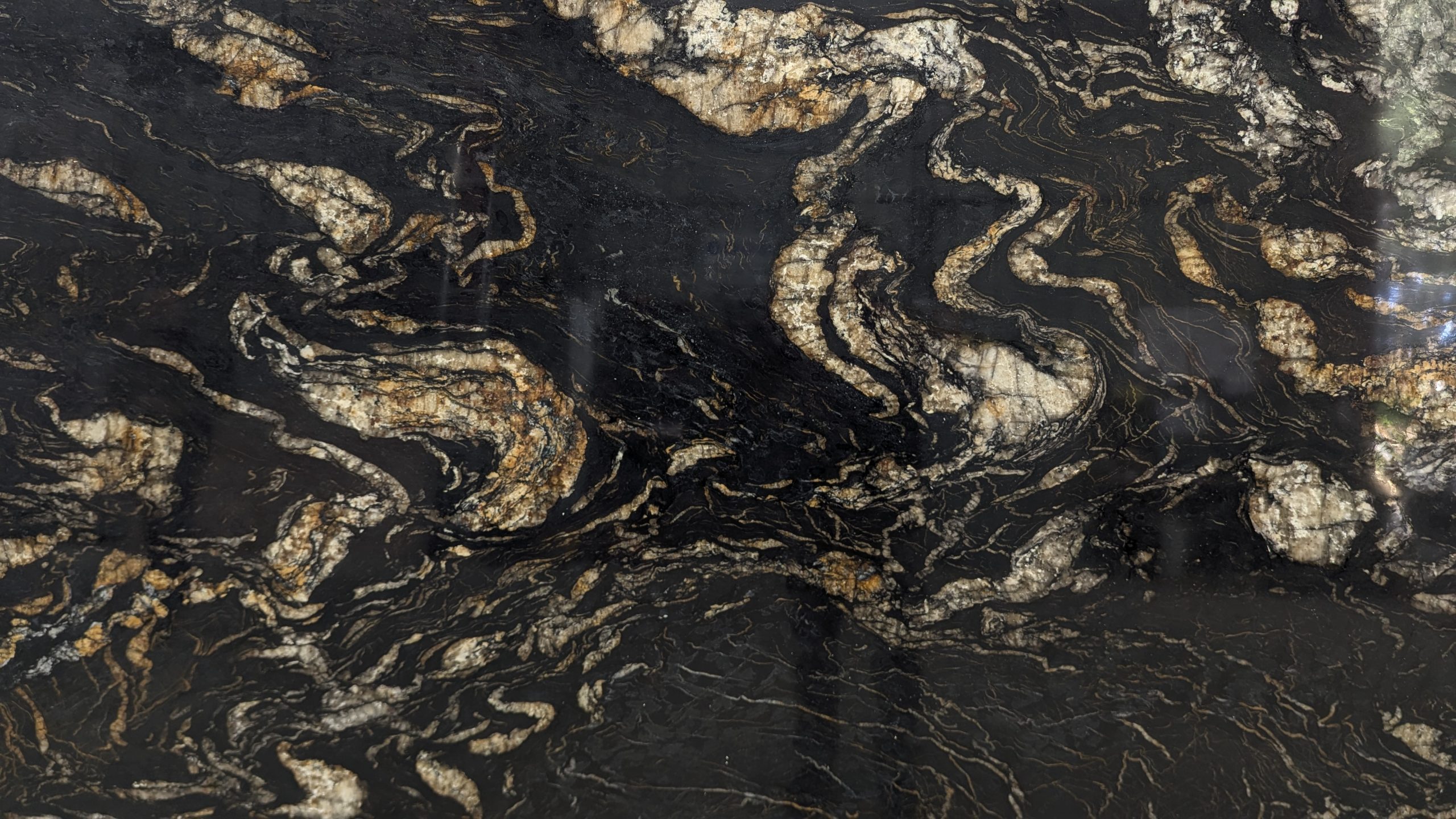 Black Forest Gold 30mm Polished BL58272 – Finestone