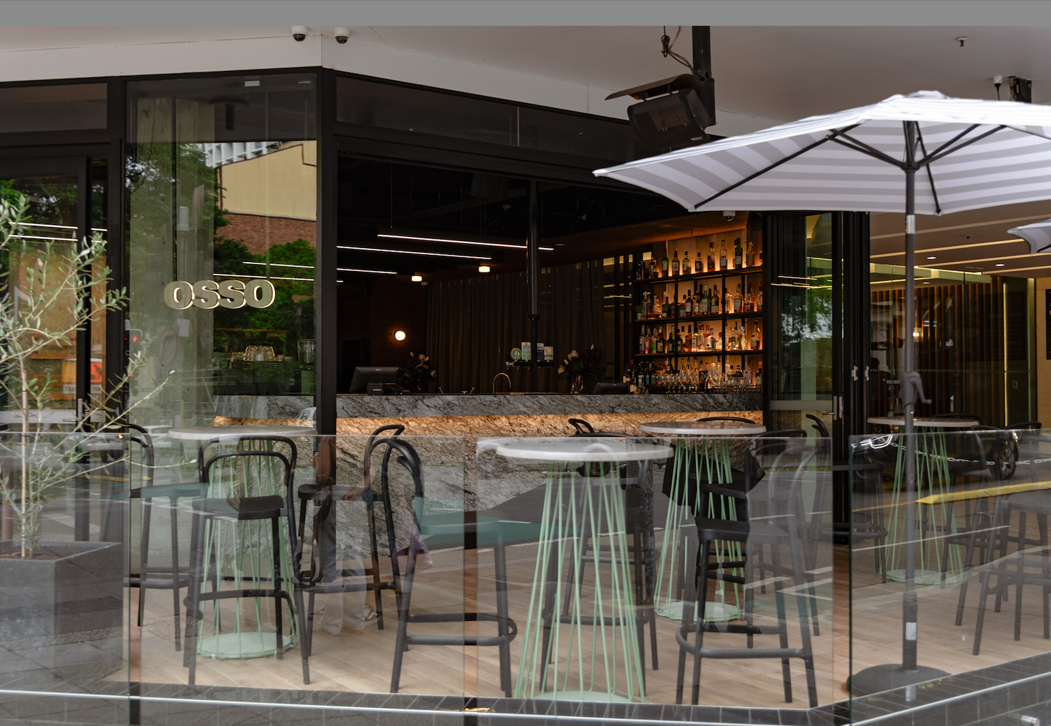 Osso Bar Italia – Alkot Studio – Finestone