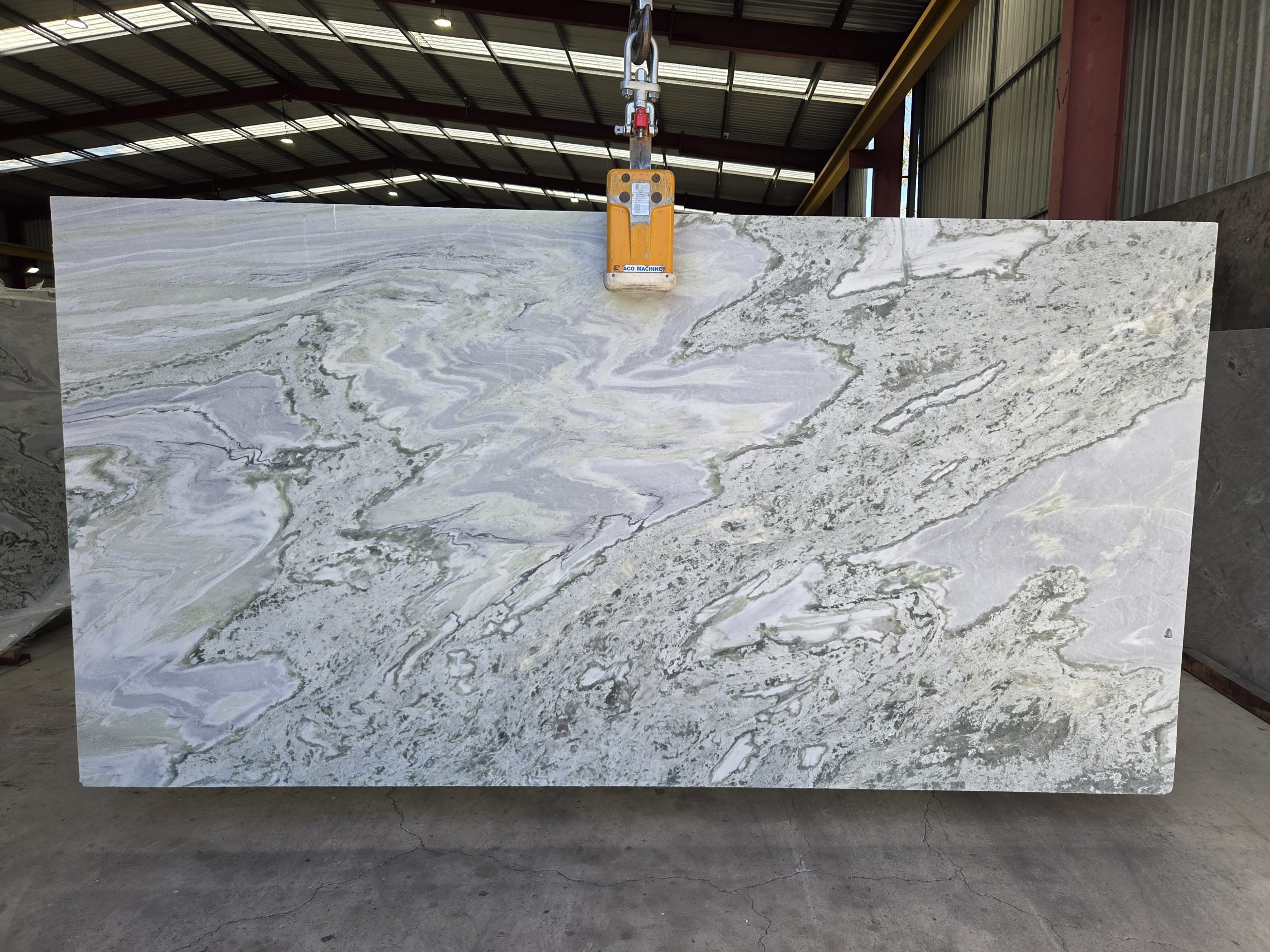 Misty Green Honed BL1698 – Finestone
